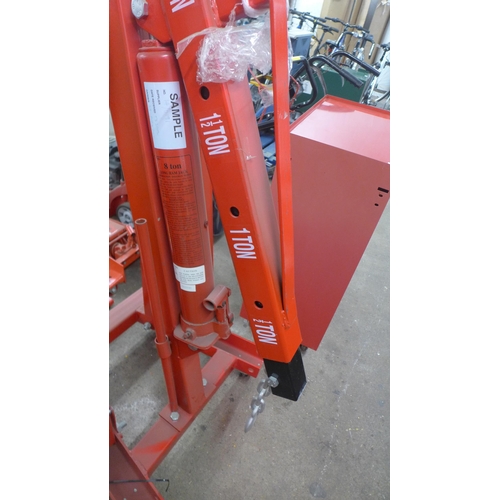A sample 2 ton hydraulic engine hoist with an 8 ton long ram jack ...