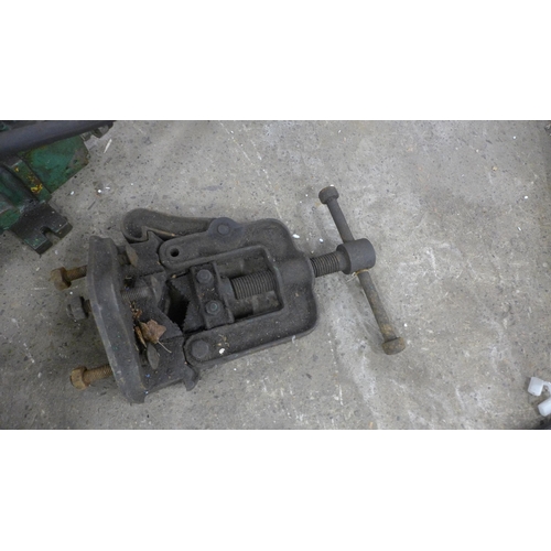 Two Hydraulic ram pumps and a pipe vice