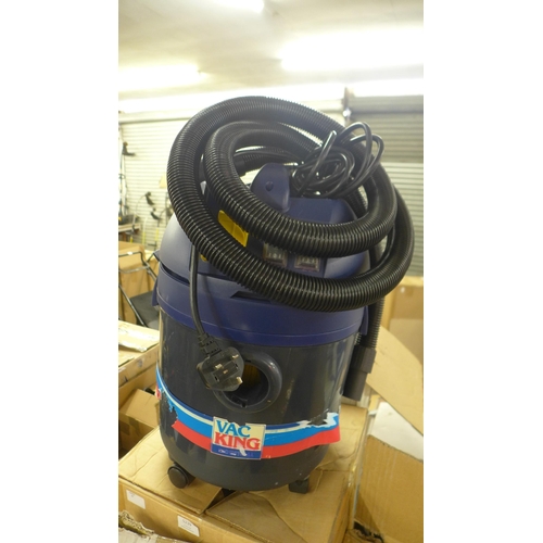 A boxed sample Clarke Vac-King wet and dry dust extractor vacuum *This ...