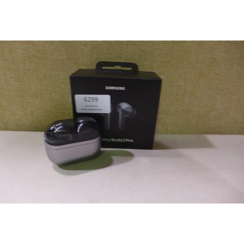 Samsung Galaxy Buds3 Pro wireless ear buds, model no: SM-R630 *This lot ...