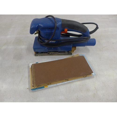 3 power tools - a Black and Decker BD66 router, a Power Devil 580W ...