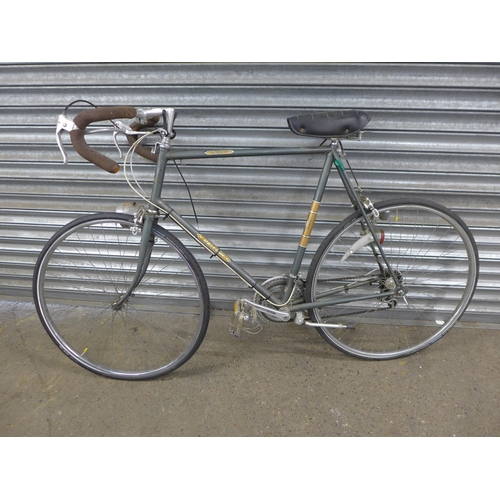 A mens Raleigh Merlin racing bike