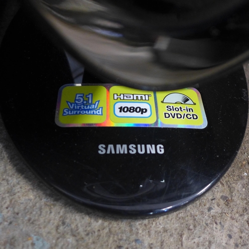 A quantity of stereo equipment including a pair of Samsung RTS-HE10 ...