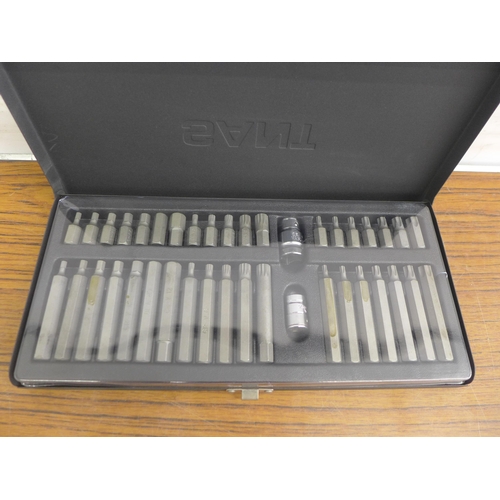 Sample items including a Sant Torx socket set and a damaged Torx screw ...