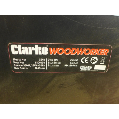 A sample Clarke woodworker CS48, 4" belt and 8" disc sander *This lot ...