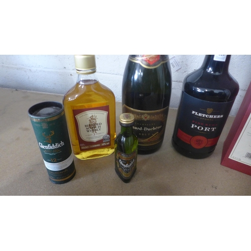An assortment of spirits, whisky, port, etc. including Glenfiddich ...