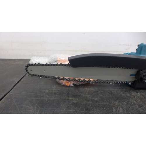 A 10" mini chainsaw - 2 chains, 2 chain guards and 2 batteries, unused
