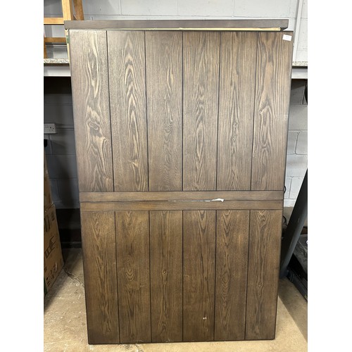 A Brinley 7 piece extendable dining set (requires fixings) original RRP ...