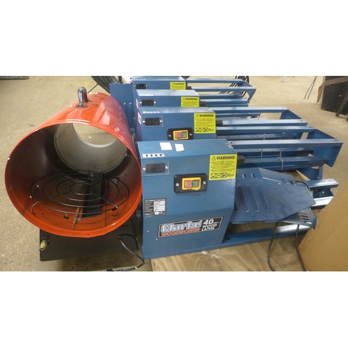 A large quantity of scrap metal including parts for a Clarke Devil 4000 ...