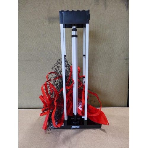 Penn badminton set (358-209) *This lot is subject to VAT