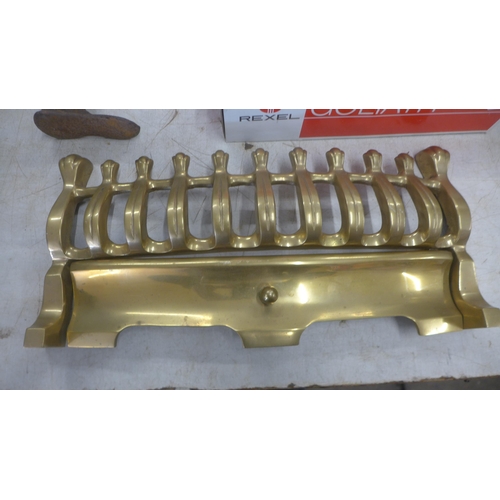 A Goliath Rexel heavy duty stapler (boxed), a Rexel Jupiter stapler ...