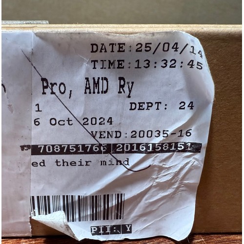 Asus Vivobook AMD R7-6800H/HS, 16GB RAM, 15.6" LCD screen with charger ...