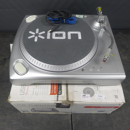 An ION TTUSB belt driven turntable system