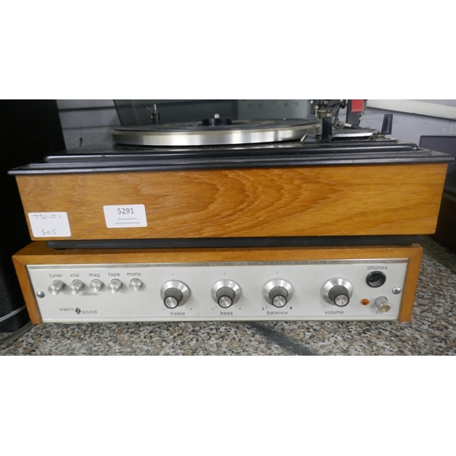 A Garrard SP25 turntable and a Metro sound amplifier and 2 Philips ...