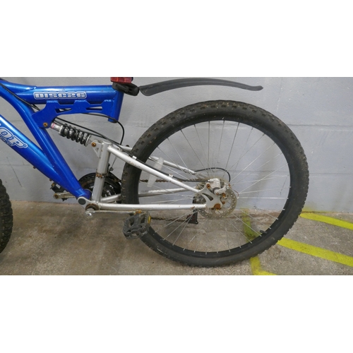 A Dunlop Disc 26 full suspension sport bike