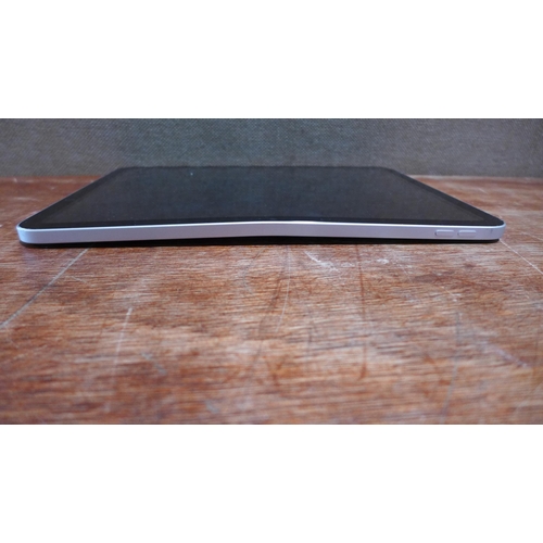 An Apple iPad 10th Gen 10.9 64GB (Slightly bent)- model no - MPQ03B/A ...
