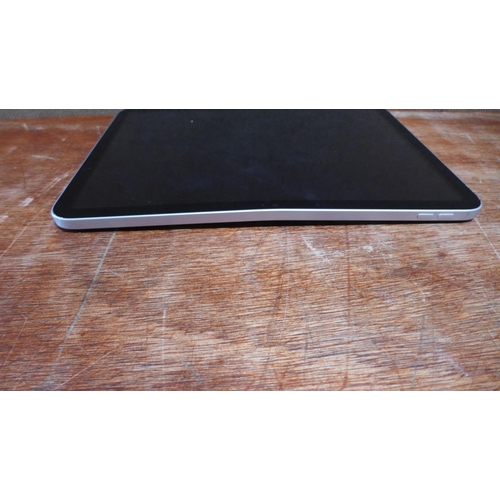 An Apple iPad 10th Gen 10.9 64GB (Slightly bent)- model no - MPQ03B/A ...