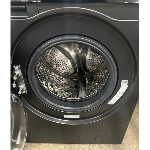 A Hisense 10.5kg black washing machine, original RRP £299.99 + VAT (376 ...
