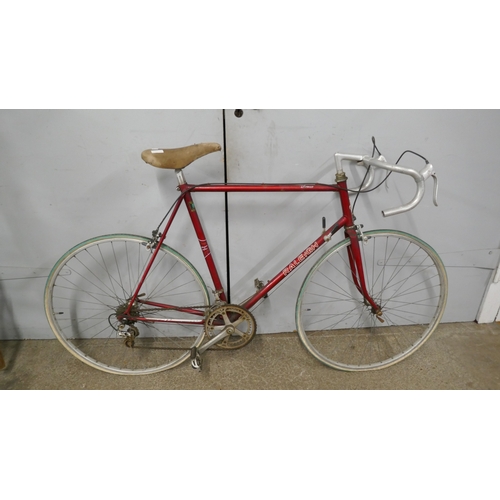 A vintage Raleigh Sirocco road bike with a Reynolds 501 Cromalloy-M ...