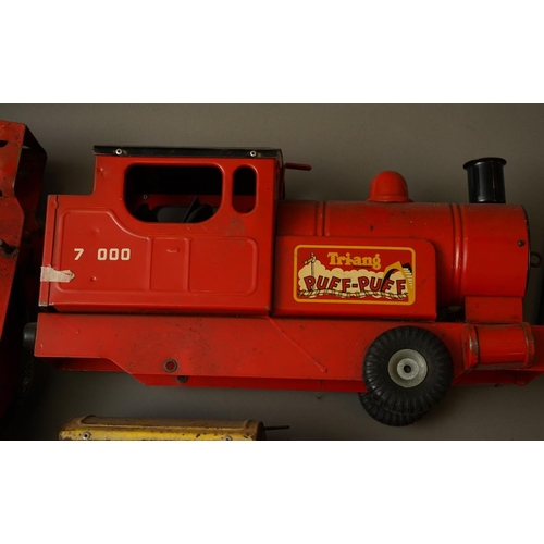 Three Triang Puff-Puff Locomotives in various stages of repair (AF) (1 box)