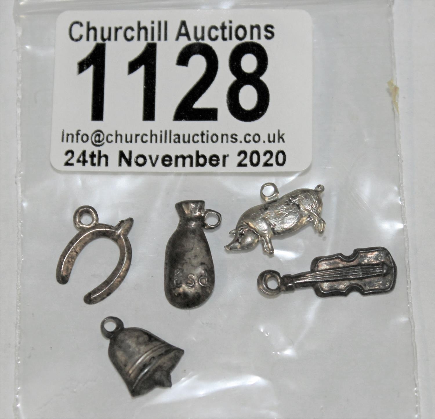 5 silver Christmas pudding charms