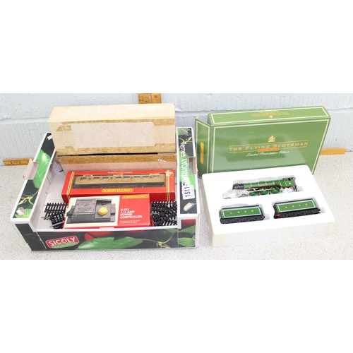 A Hornby OO gauge limited edition R075 "The Flying Scotsman" boxed ...