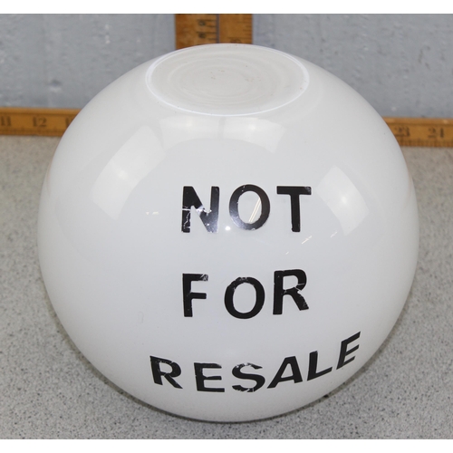 Reproduction glass Shell fuel globe