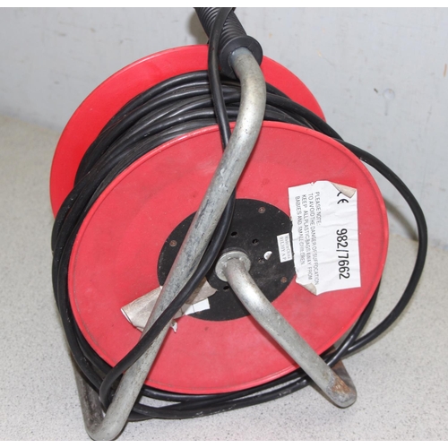 Masterplug Heavy duty 50 meter extension cable reel