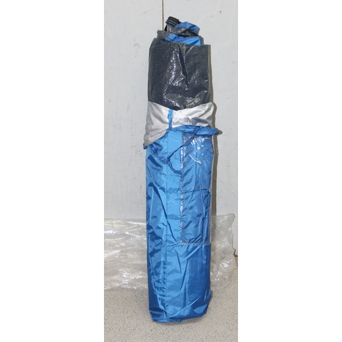 Shakespeare fishing box with seat, rigs, Shakespeare rod, a Fladen ...