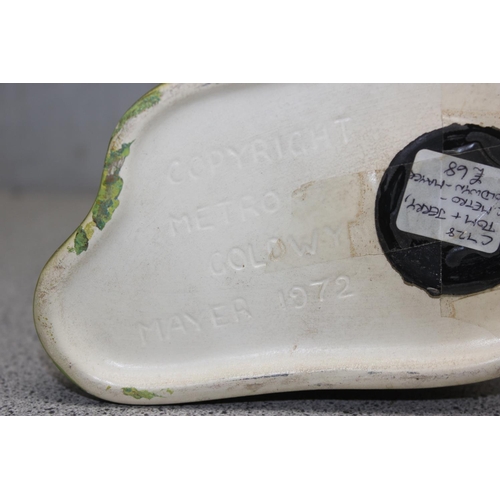 2 Art Deco period dressing table jars with recumbent females, 2 pieces ...