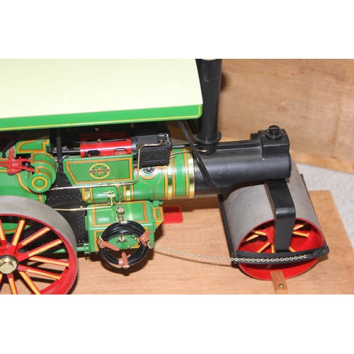 Kit built Showman's Steam Engine in box