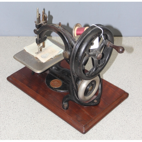 Rare Wilcox & Gibbs sewing machine, 1880’s chain stitch Serpentine ...