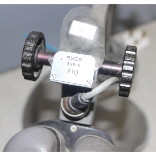 Vintage Beck 5519 x10 microscope