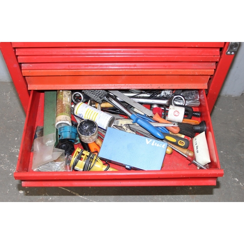 Snap-on tool chest or trolley with extensive contents, approx 67cm wide ...