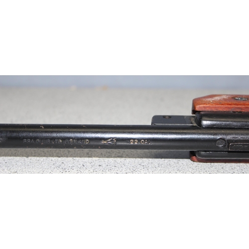 A .22 BSA Meteor MK3 air rifle with model 7 Original 4x20 telescopic ...