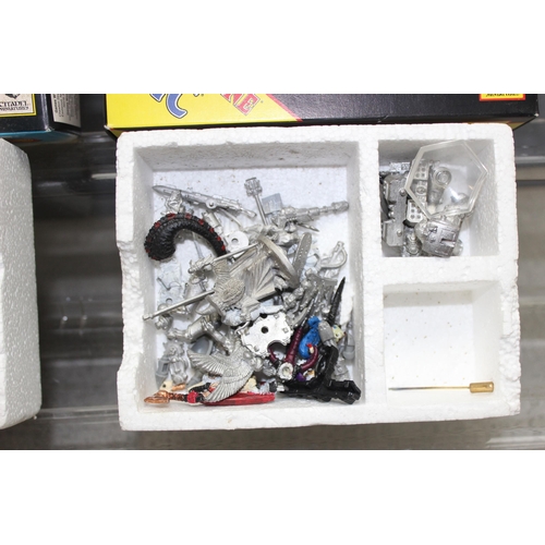Large qty of Warhammer items, Citadel Miniatures Epic models, and ...