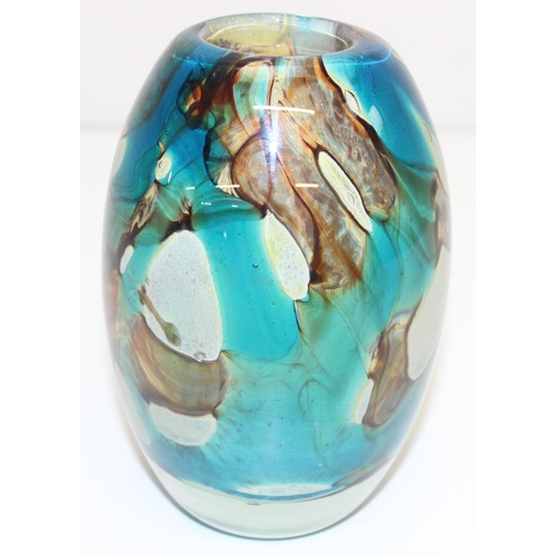 Vintage Mdina Tiger pattern ovoid glass vase, approx 16cm tall