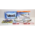 5 assorted Spitfire Airfix type model kits, unchecked