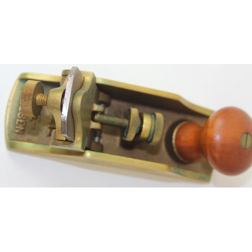 Lie-Nielsen planes of Maine, USA - small scraping plane No. 62 in ...