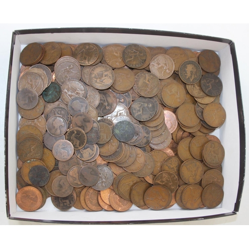A large qty of assorted mixed coins and coin related items, mainly ...