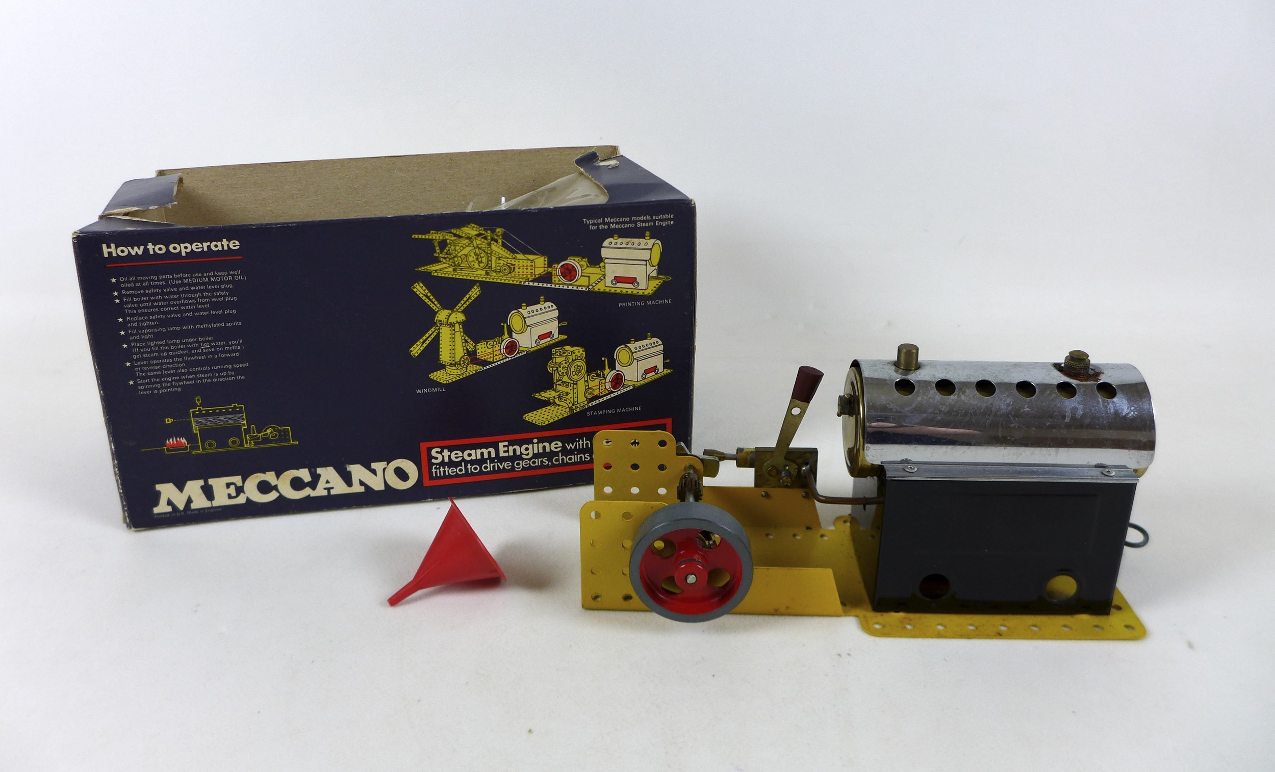 A Mamod traction engine T.E1A, together with a Meccano Stream engine ...