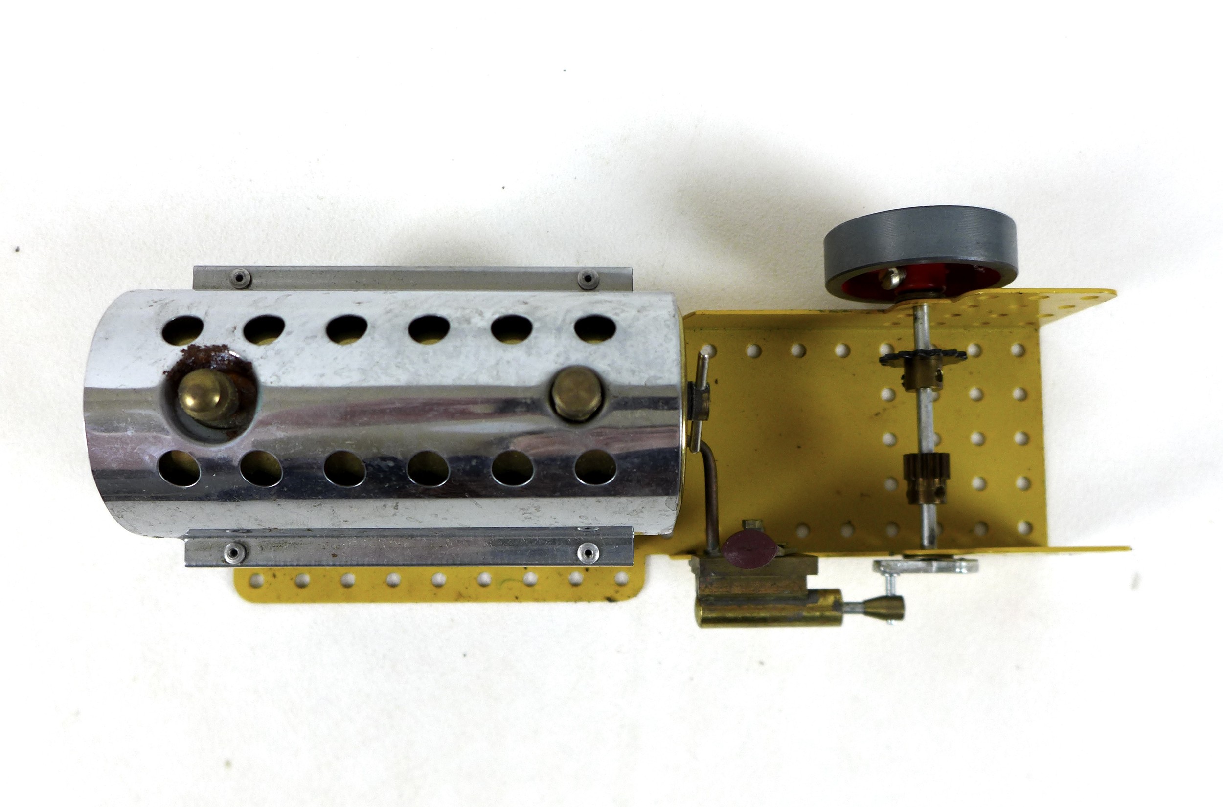 A Mamod traction engine T.E1A, together with a Meccano Stream engine ...