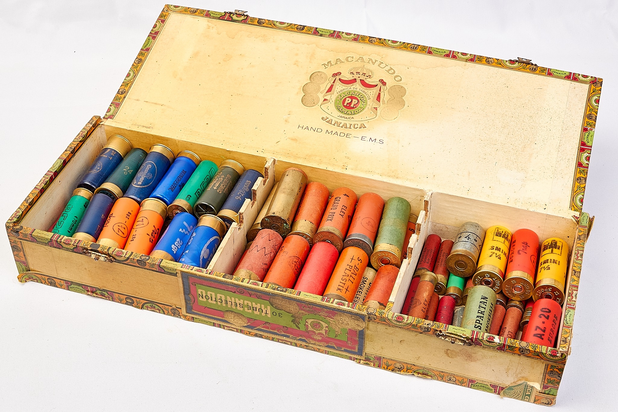 AN ECLECTIC BOX OF CARTRIDGESMostly 12-Bore some .410. Paper, plastic ...