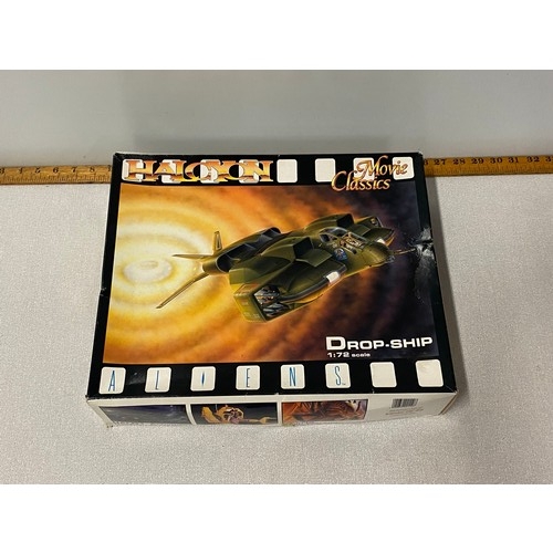 Boxed Halogen Movie Classics Aliens Drop-Ship model kit. Complete