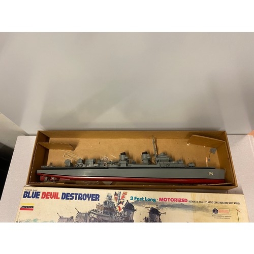 vintage lindberg 3feet long motorised blue devil destroyer model kit