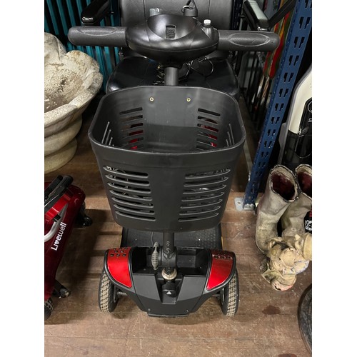 Go-Go elite mobility scooter with basket & 2 keys working.