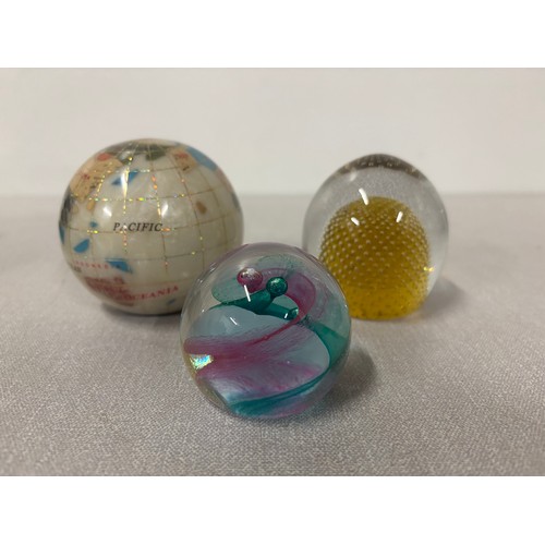 1 x gemstone world globe paperweight (boxed) with Jaffe rose bubbles ...