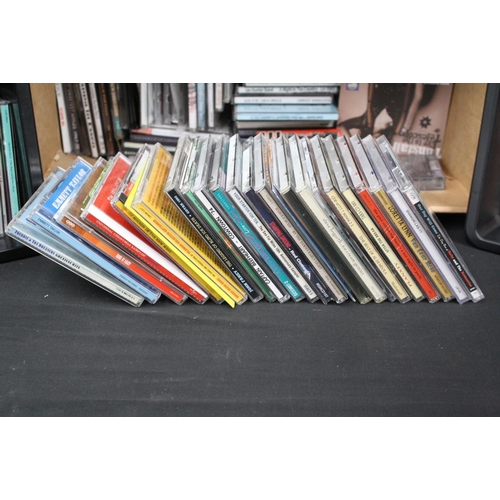 CD - Around 300 CDs & bootlegs spanning the genres to include Idlewild ...