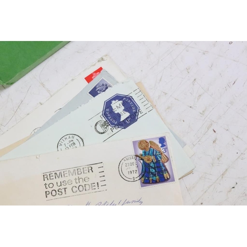 A large collection of mainly British first day covers and presentation ...