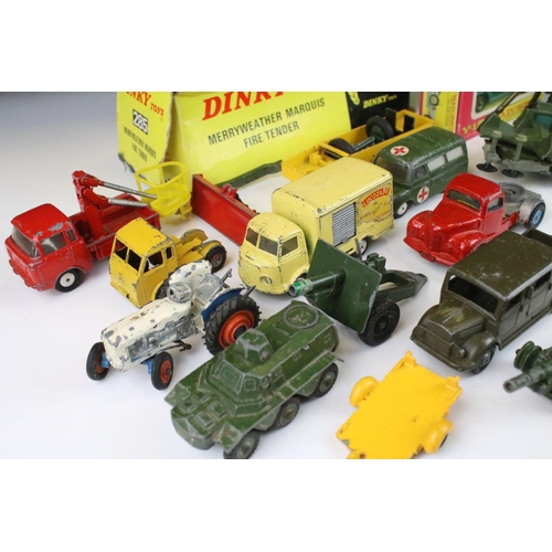 Collection of 22 diecast models, mostly mid 20th C, to include 285 ...